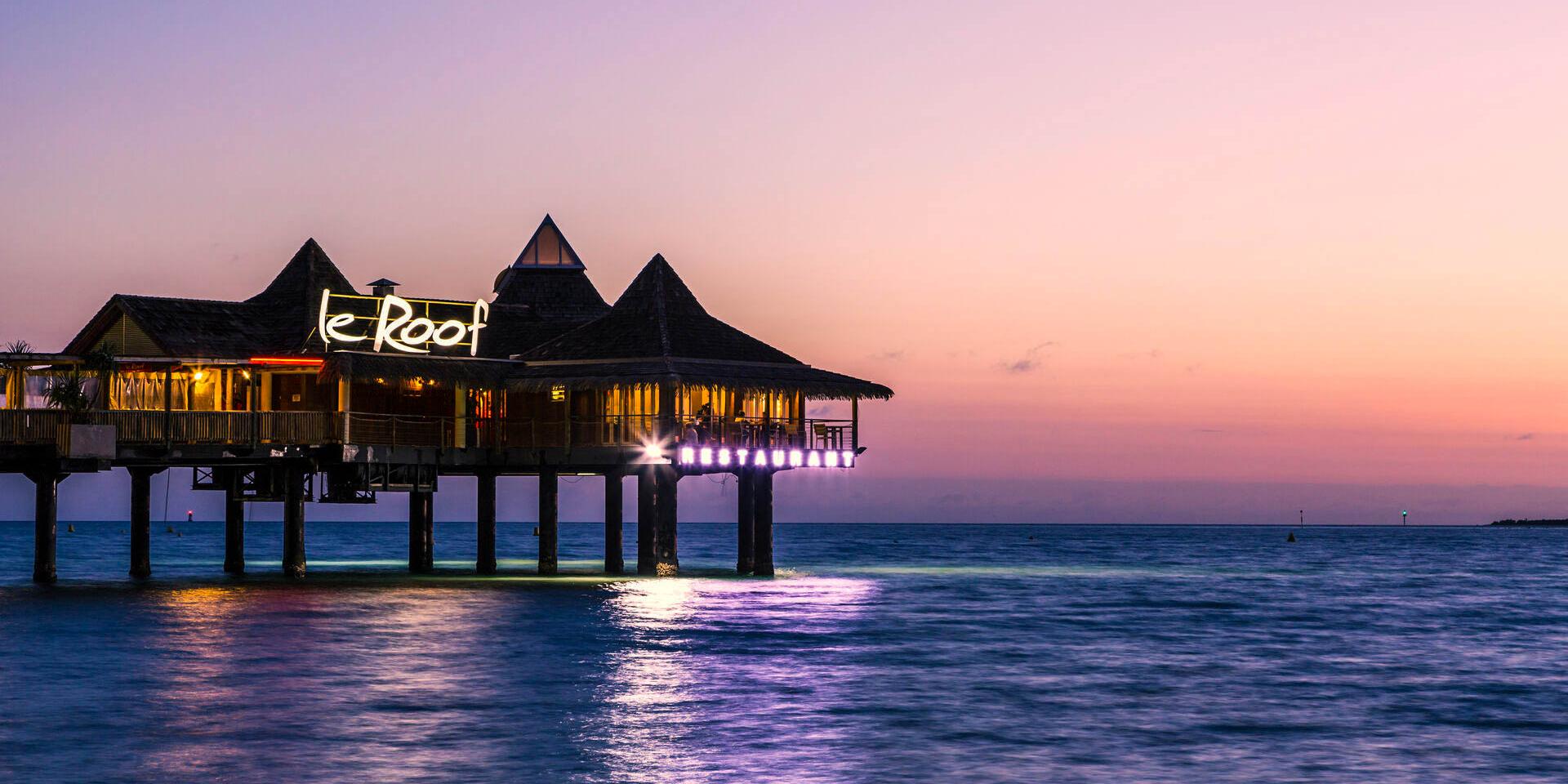 Bars et restaurants des baies de Nouméa | Nouvelle-Calédonie Tourisme ...