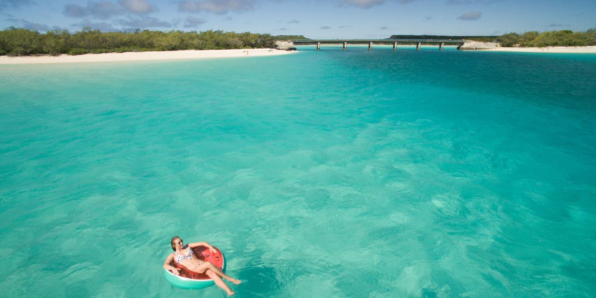 Plage de Mouli à Ouvéa | Nouvelle-Calédonie Tourisme : Le site officiel ...