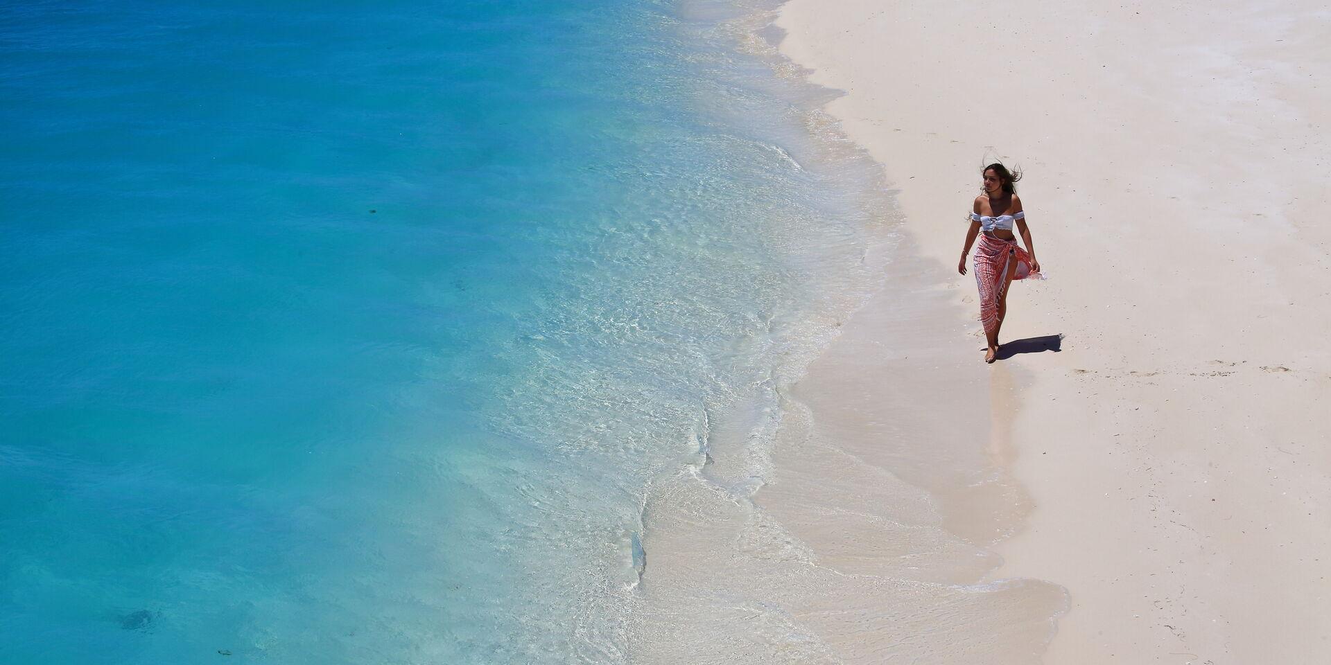 Plage de Mouli à Ouvéa | Nouvelle-Calédonie Tourisme : Le site officiel ...